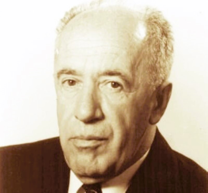 Duhet ta kujtojmë dhe nderojmë Esad Mekulin siç e meriton - Nga Enver ...