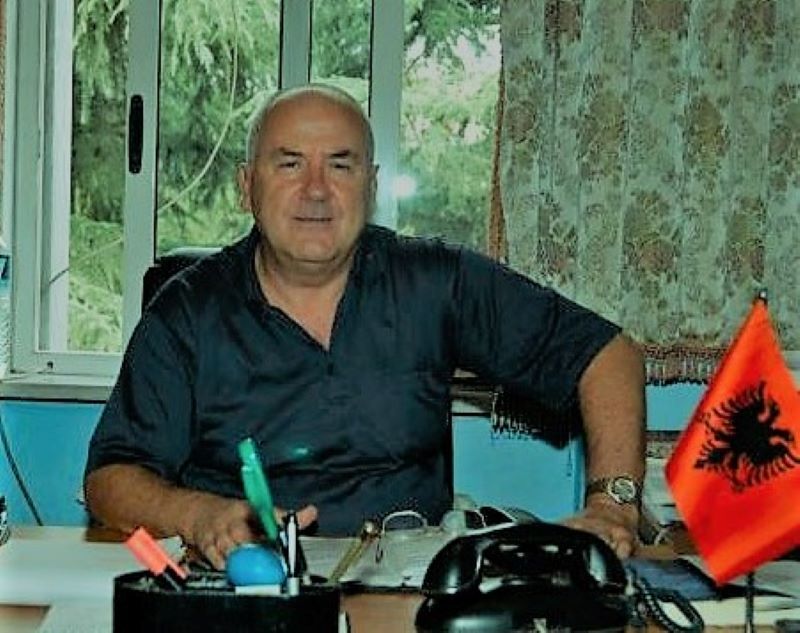 “Rilindasit” e rinj, varrmihës të historisë kombëtare - Nga Gëzim Zilja