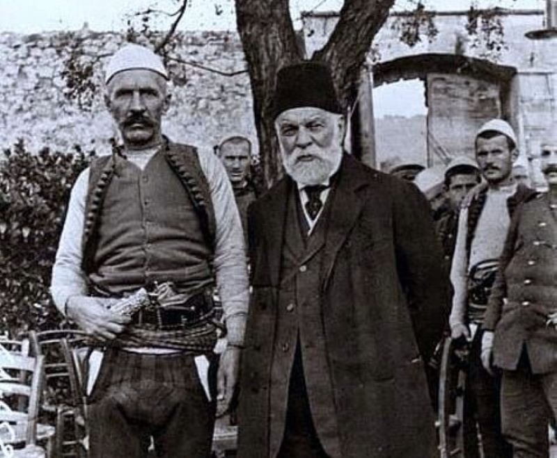 Ismail Qemali, babai i pavarësisë së Shqipërisë - Nga Ruben Avxhiu